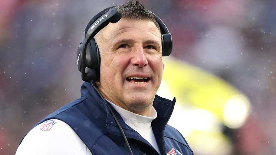 NFL official assigned to Patriots' game won't make New England fans happy