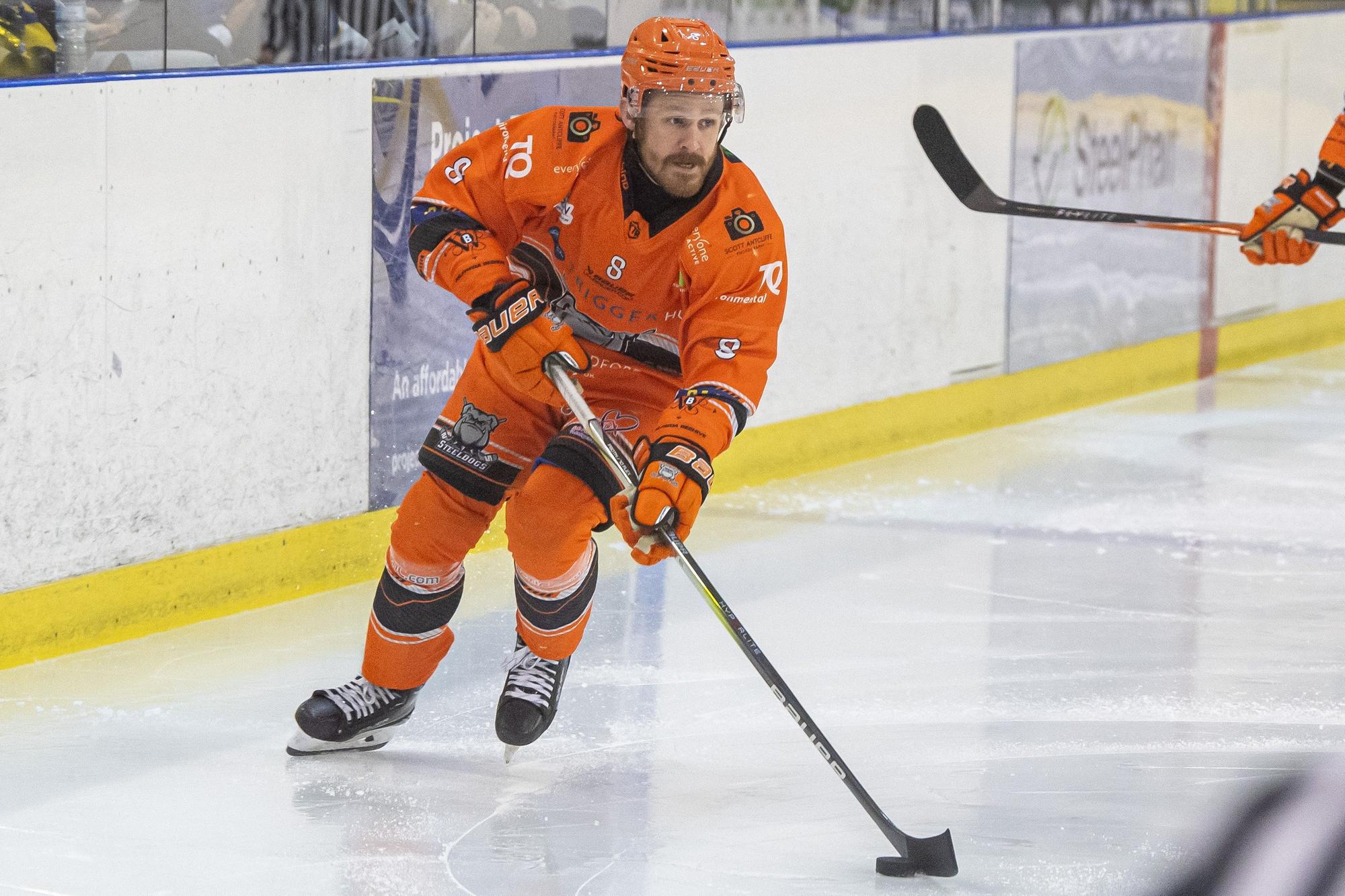Sheffield Steeldogs now the hunted as they take the lead in NIHL ...