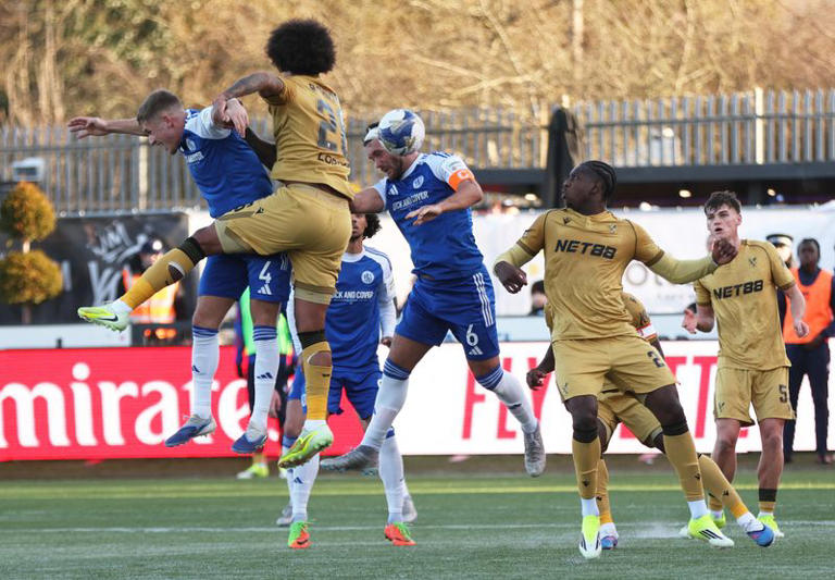 Soccer-Macclesfield knock out Palace in greatest FA Cup upset, Man City ...