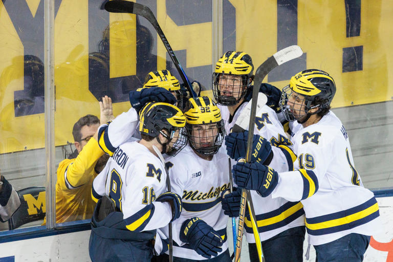Maple Leafs draft pick shines on Michigan’s top line in win vs. Notre Dame