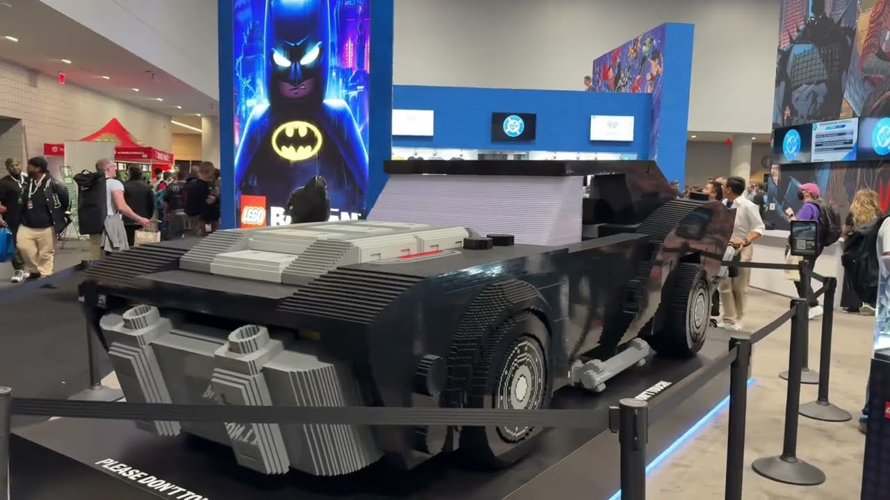LEGO Batman Legacy of the Dark Knight at New York Comic Com 2025