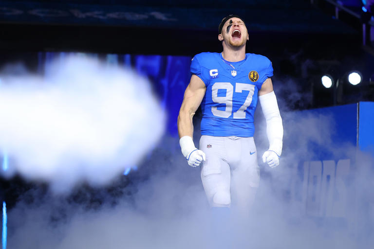 Lions' Aidan Hutchinson to join ESPN's 'Postseason NFL Countdown' as ...
