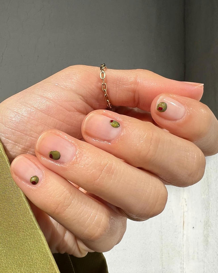Dirty martini nails are the chic (yet polarizing) manicure trend I'm ...