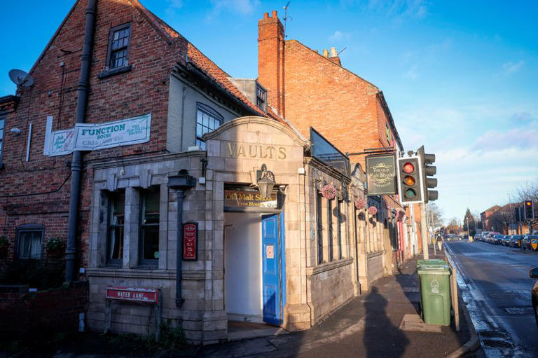 Nottinghamshire pub kitchen was temporarily closed after inspectors ...