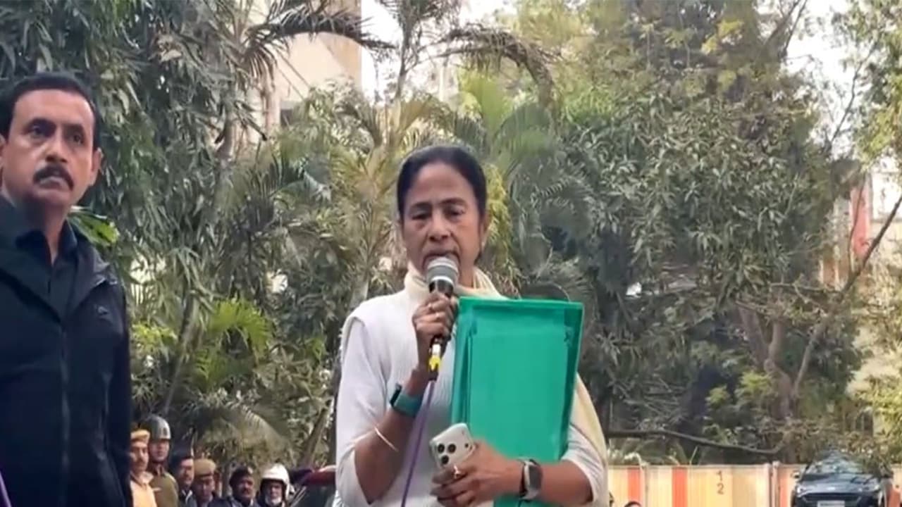 Mamata govt files caveat in Supreme Court amid ED I PAC raid row