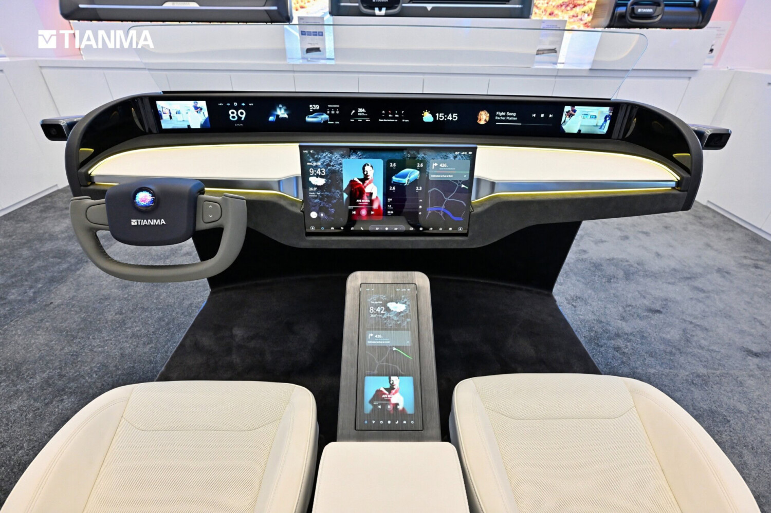 Au CES 2026, Tianma frappe fort avec un cockpit 8K
