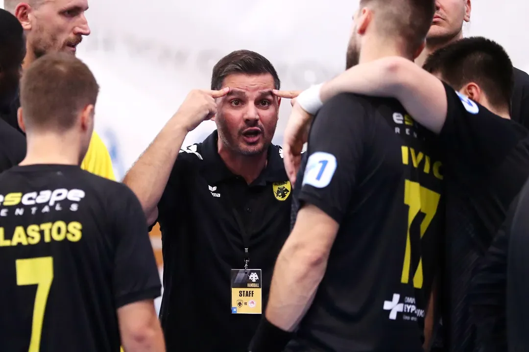 Seis meses depois, Rui Silva abandona AEK