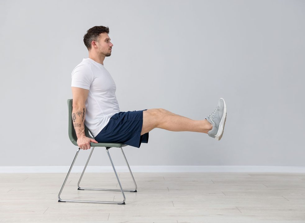6 chair exercises that build leg muscle better than squats after 65 (no ...