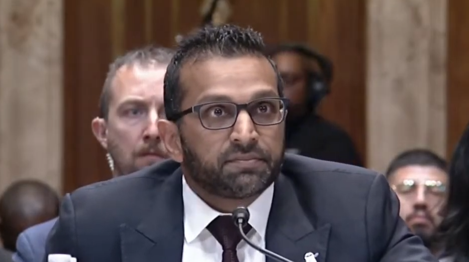 'I'm not gonna tolerate it': Kash Patel fumes with bulging eyes, tries ...