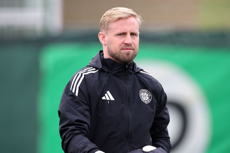 Kasper Schmeichel set Celtic challenge by Martin O'Neill after fan ...