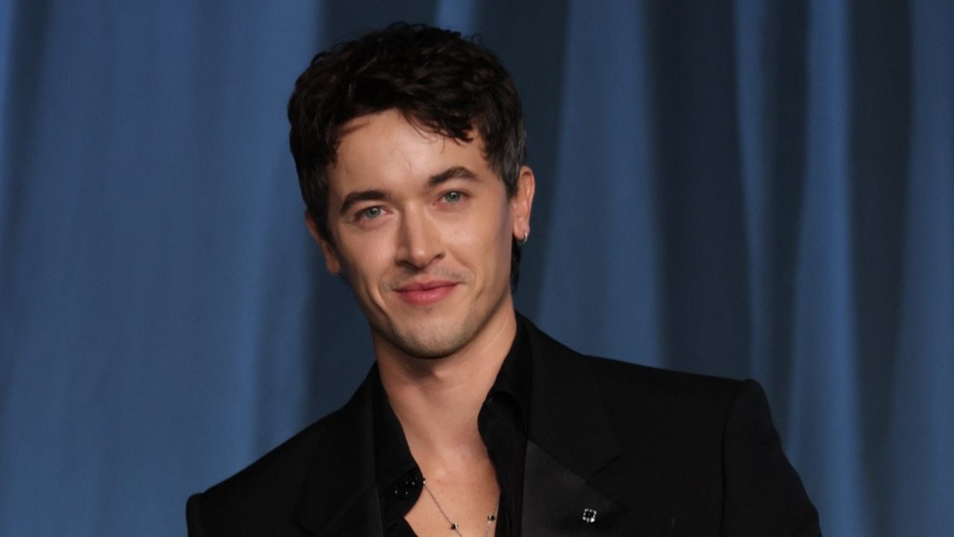 Tom Blyth is down for more rom-coms after 'People We Meet on Vacation'