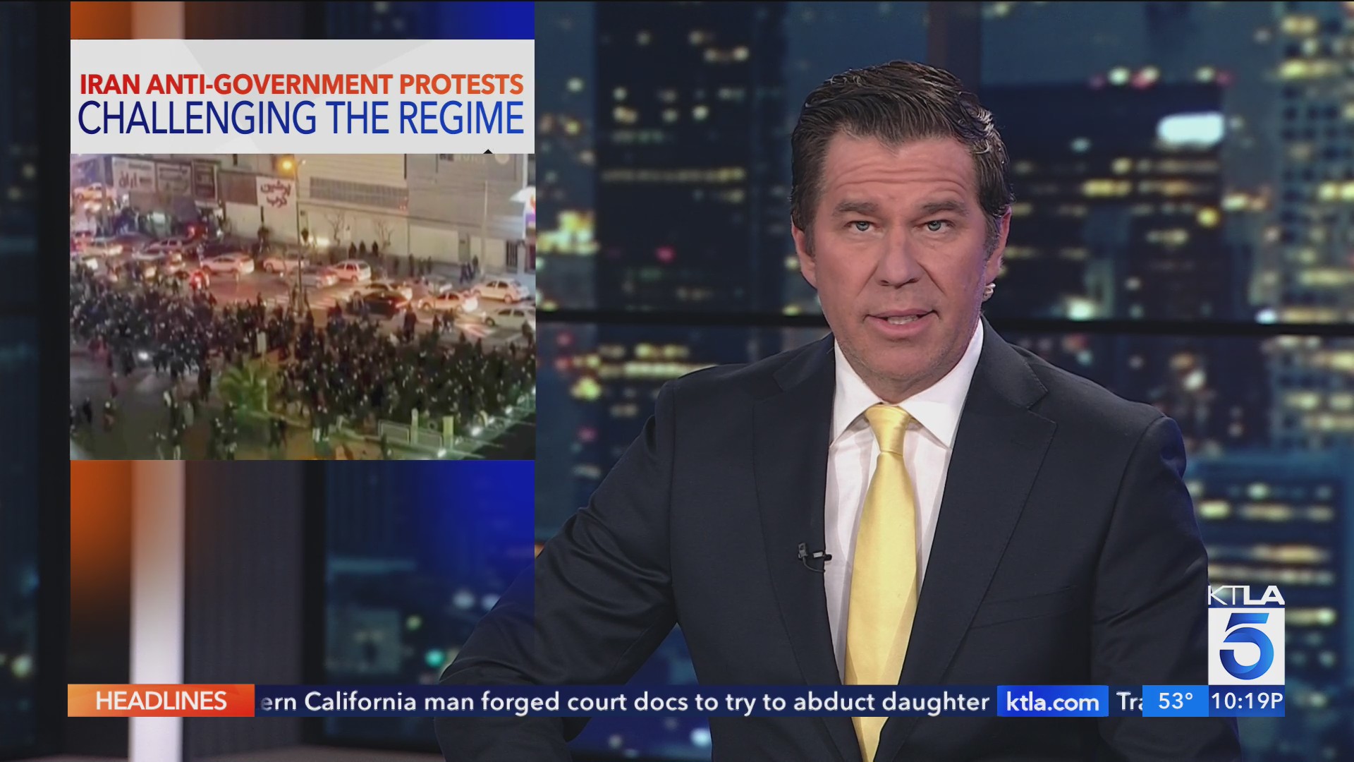 Thousands gather for 2nd night of nationwide protests in Iran