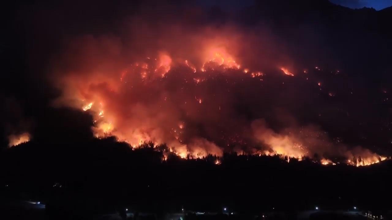 Fires in Argentine Patagonia rip through thousands of hectares of forest