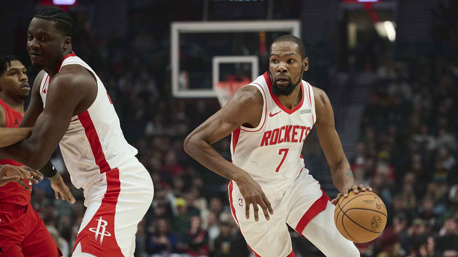 Rockets’ Kevin Durant passes Wilt Chamberlain on all-time NBA scoring list