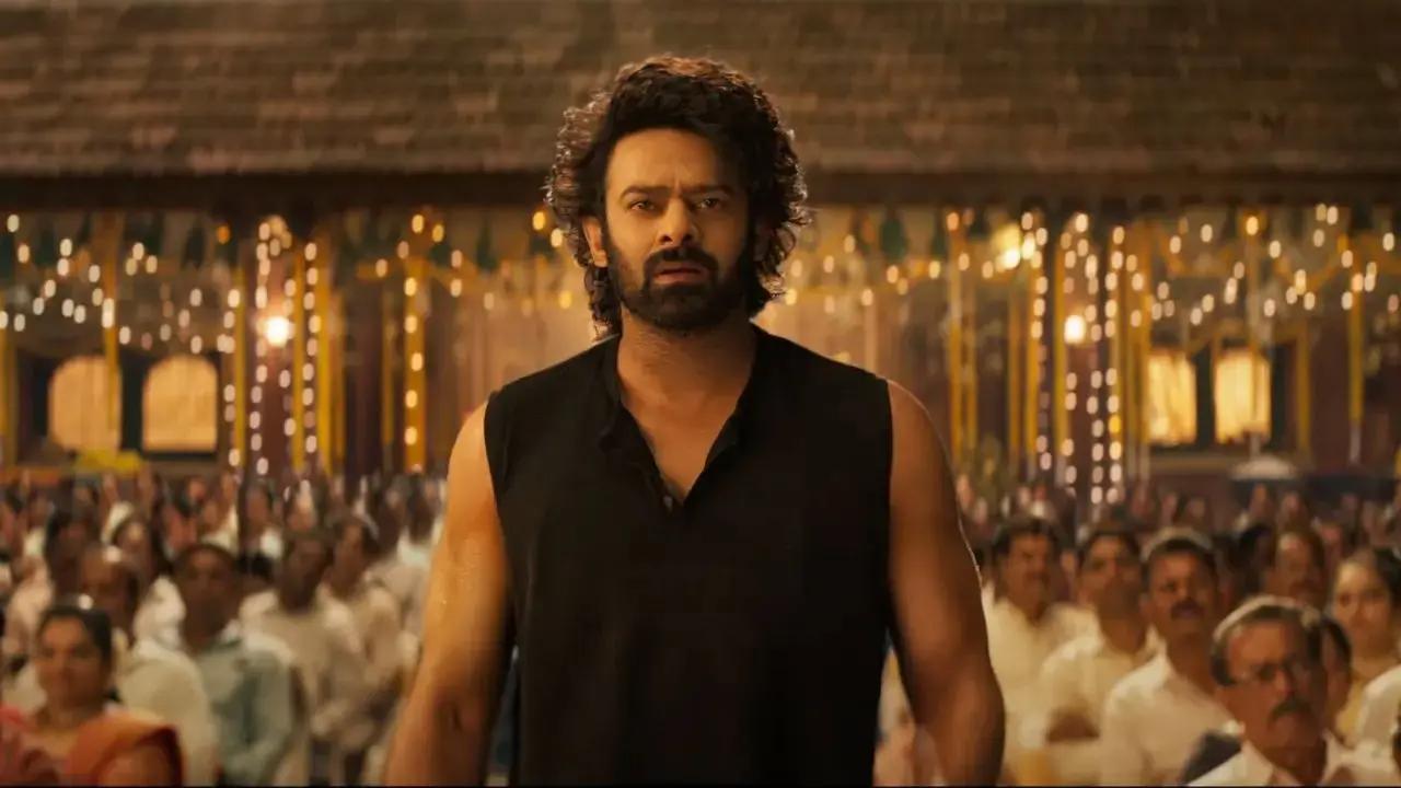 The RajaSaab: Fire breaks out in theatre during Prabhas' entry - Watch