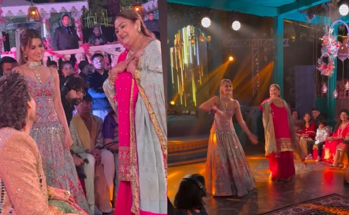 Kriti Sanon stuns in a Rs 2.8 lakh lehenga at Nupur Sanon-Stebin Ben's ...