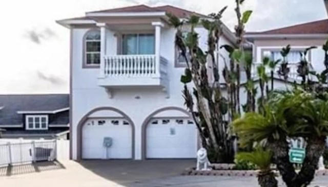 Community bewildered by real estate listing for mansion with ...