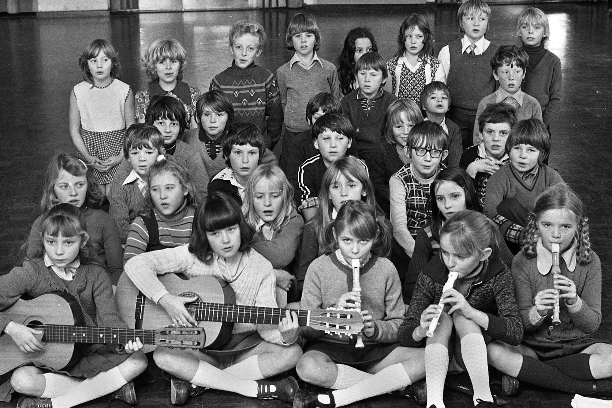 Compare Wigan schools today with what they were like 50 years ago in 1976