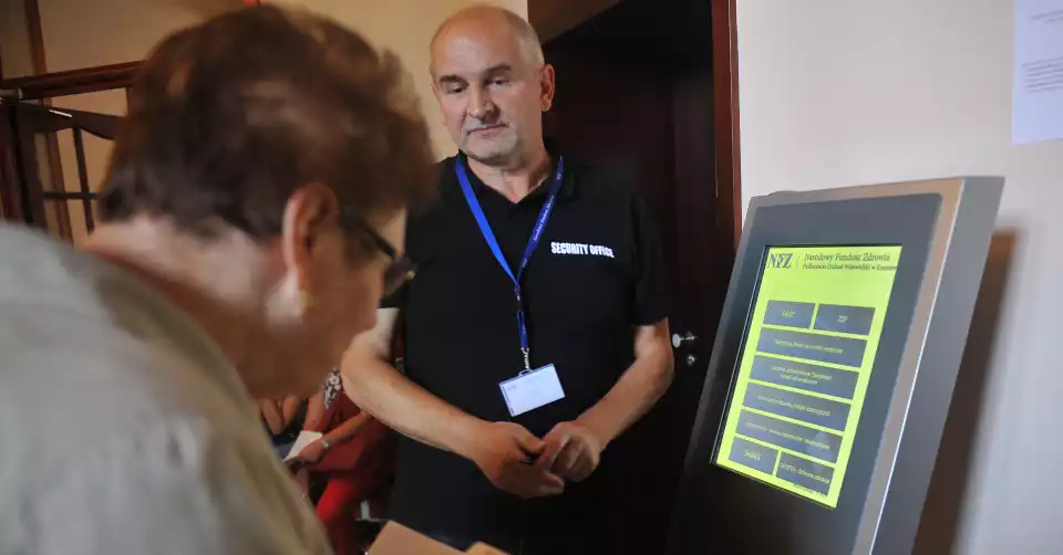 Wyliczenia waloryzacji emerytur dla osób po 60. i 65. roku życia ...