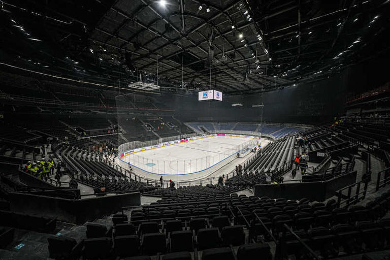 Hala v Miláně je podle organizátorů v pořádku, tisk poukazuje na vady