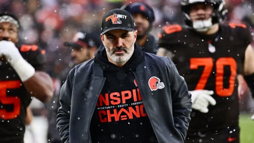 What NFL games are on today: TV channels, live stream info, kick off ...