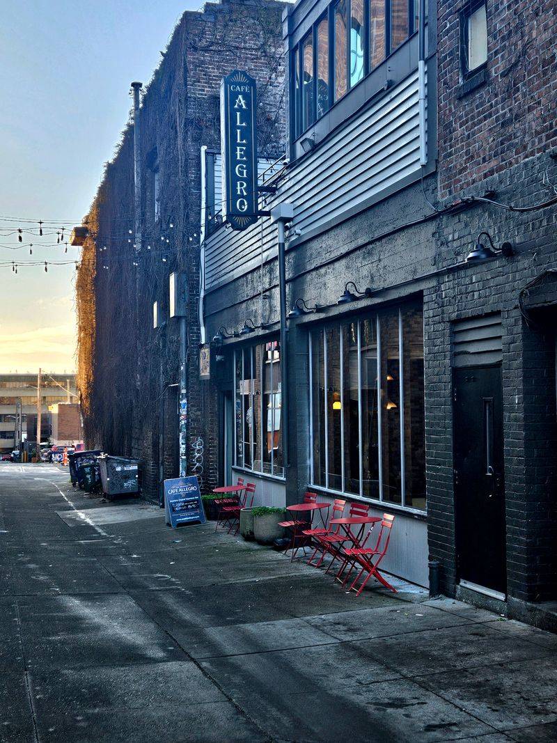 The small Seattle, Washington, café known for its hole-in-the-wall ...