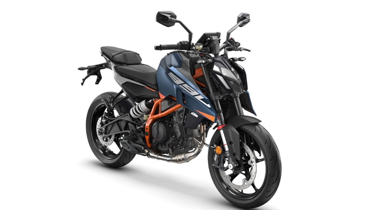 2026 KTM 390 Duke breaks cover, gets new blue theme