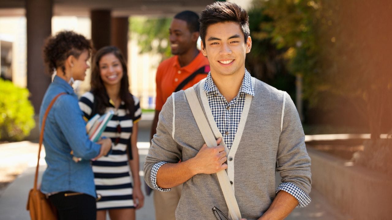 JEE Main 2026: जेईई मेन एग्जाम में रिपोर्टिंग टाइम क्या है? जानें ड्रेस ...