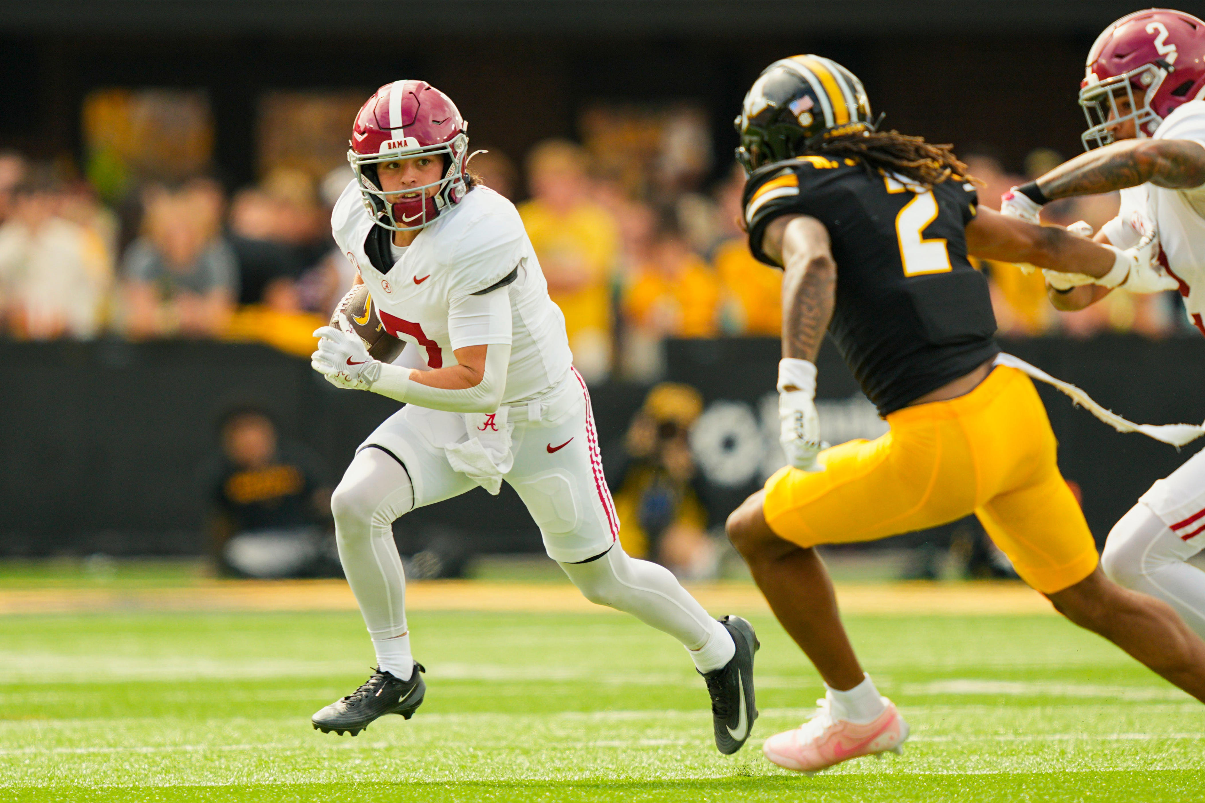 Alabama transfer wide receiver announces commitment decision