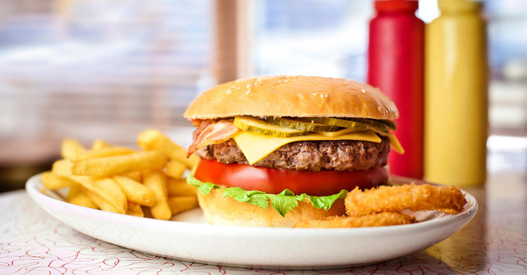 The best cheeseburger joint in every state (smart people love #21)