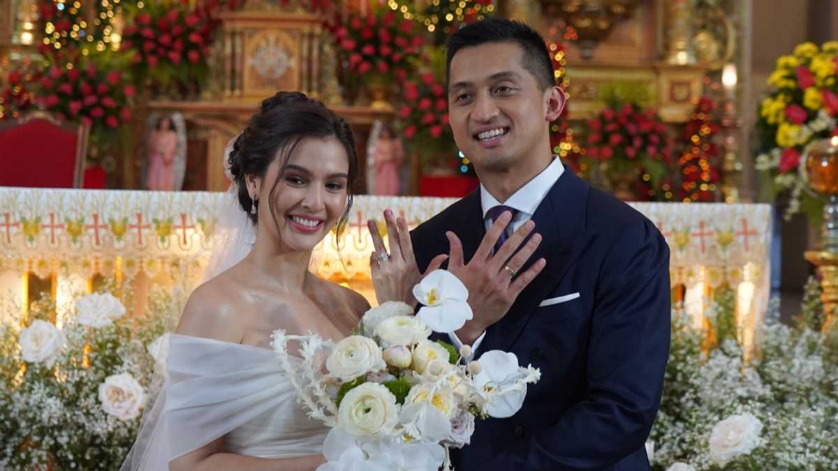 Ilocos Norte Vice Gov. Matthew Marcos Manotoc marries Miss Earth 2014 ...