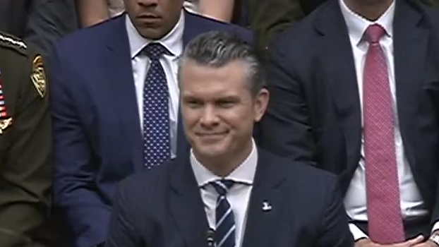 'It's absurd': Pete Hegseth puts his childish behavior on display ...