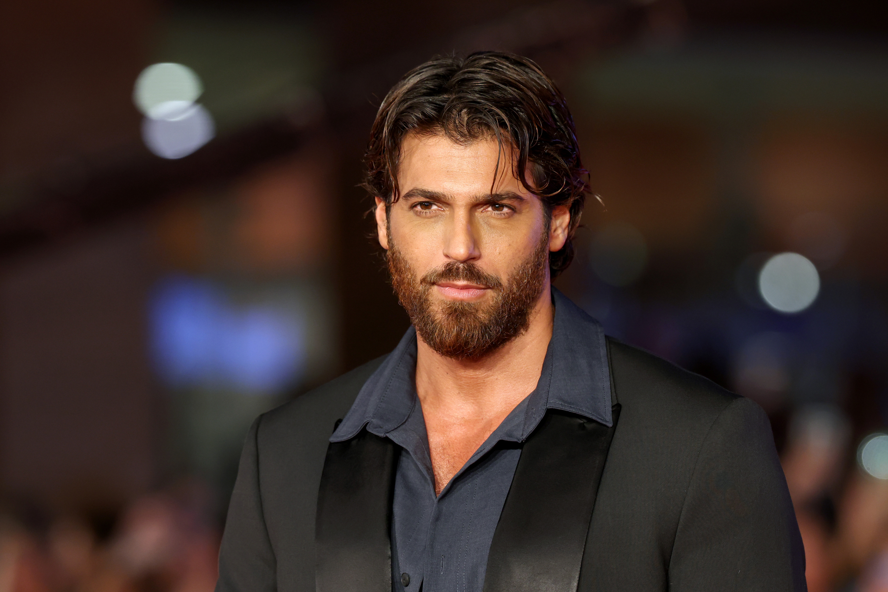 Detienen al actor turco Can Yaman en Estambul por presunta posesión de ...