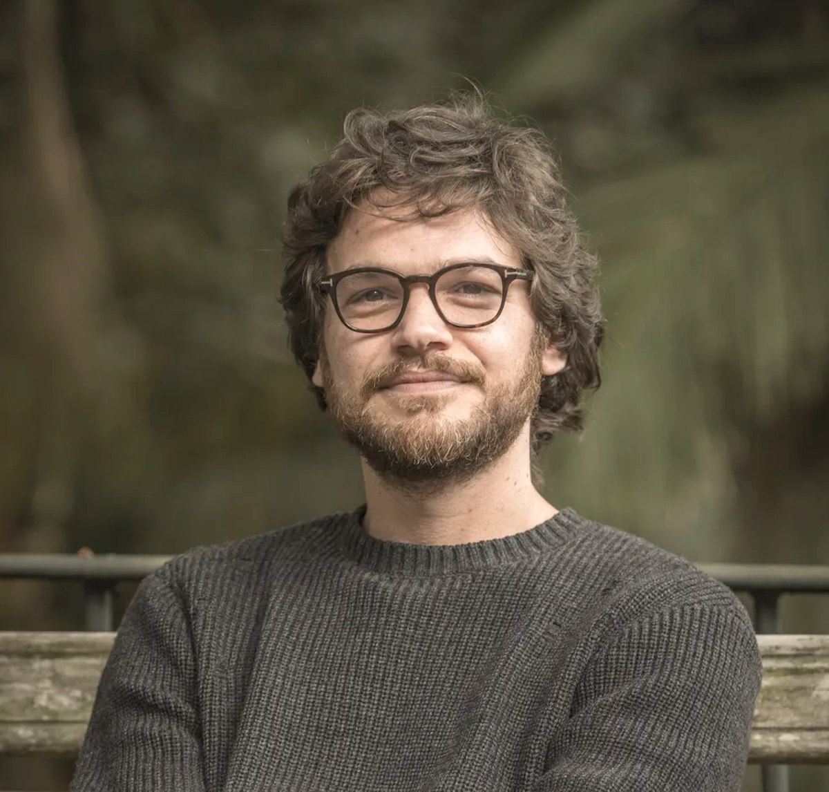 Emílio Dantas sofre golpe em compra e cobra Amazon