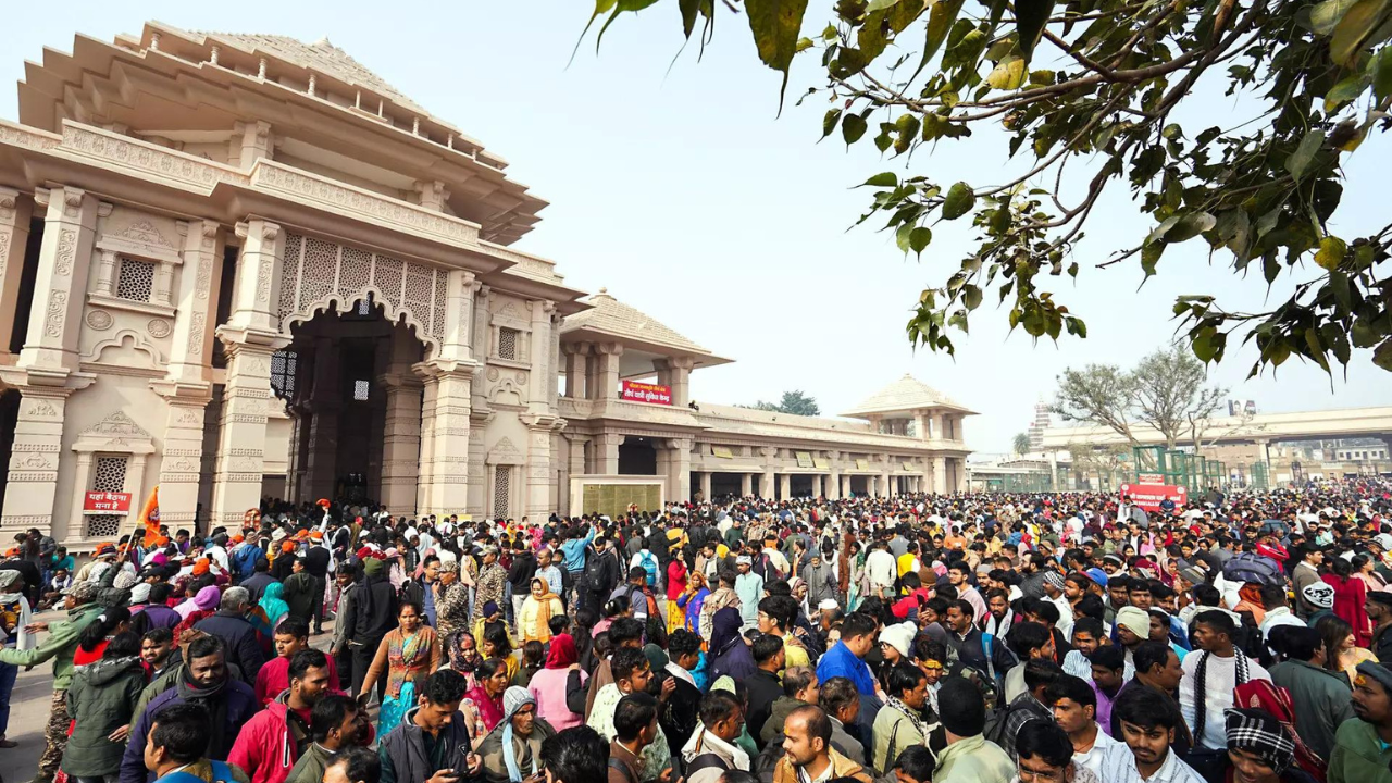 Kashmiri man detained at Ram Mandir: 'Attempted' to offer namaz; family ...