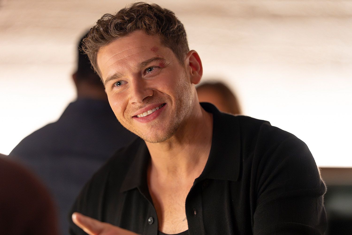 9-1-1 midseason premiere: Oliver Stark breaks down Buck’s self ...