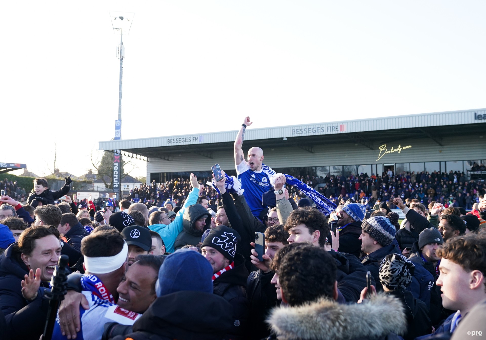 Enorme sensatie in FA Cup: titelhouder Crystal Palace sneuvelt bij ...