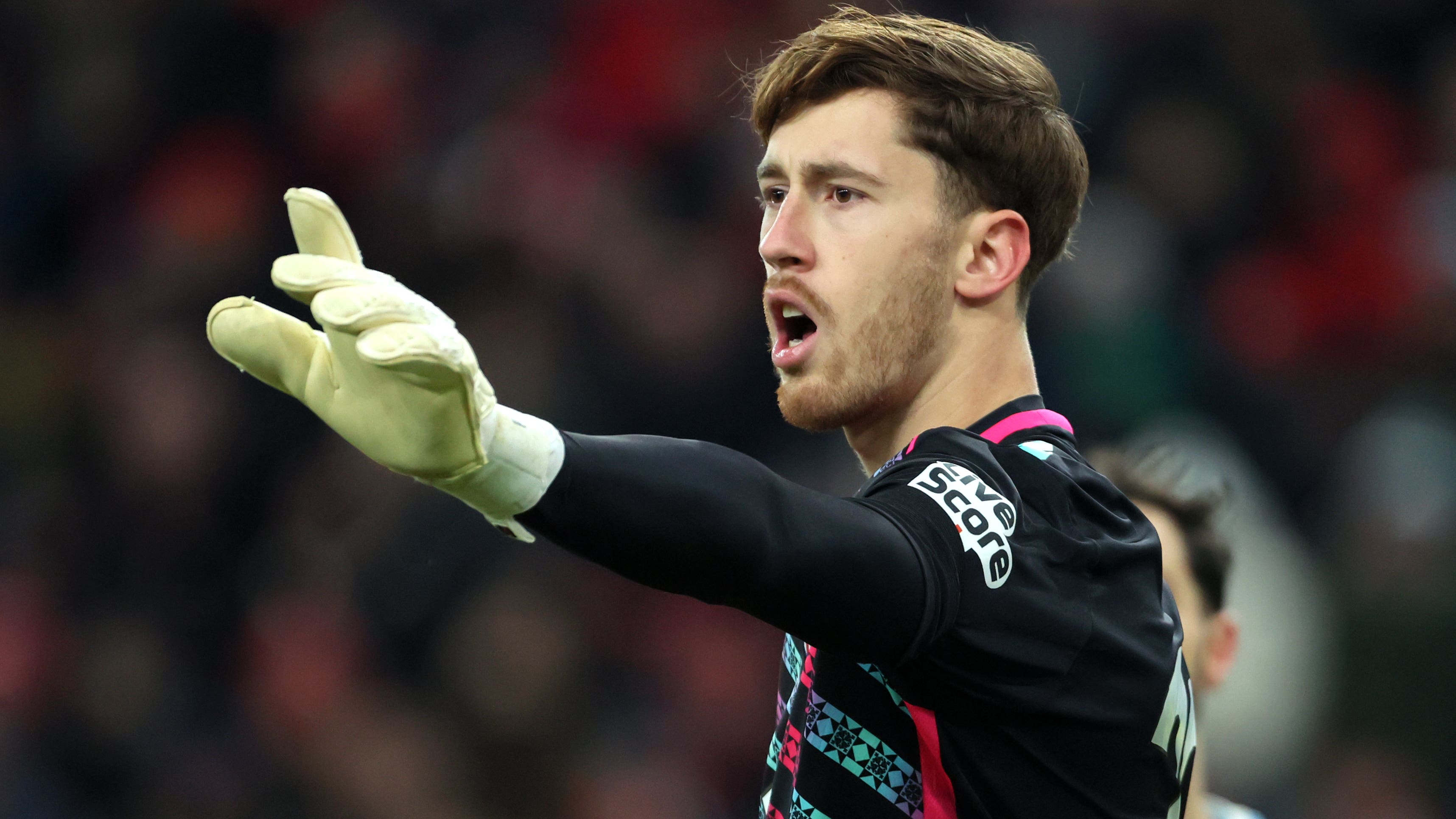 Robin Roefs’ penalty saves secures Sunderland’s spot in FA Cup fourth round