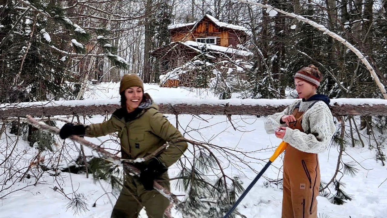 First time in freezing winter weather: just two girls living in the woods