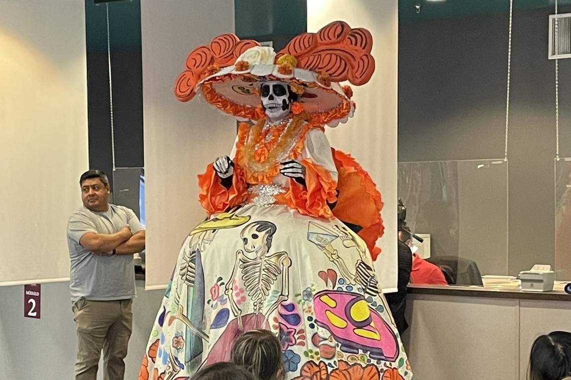 Central Valley couple's colorful Day of the Dead dresses are a local ...