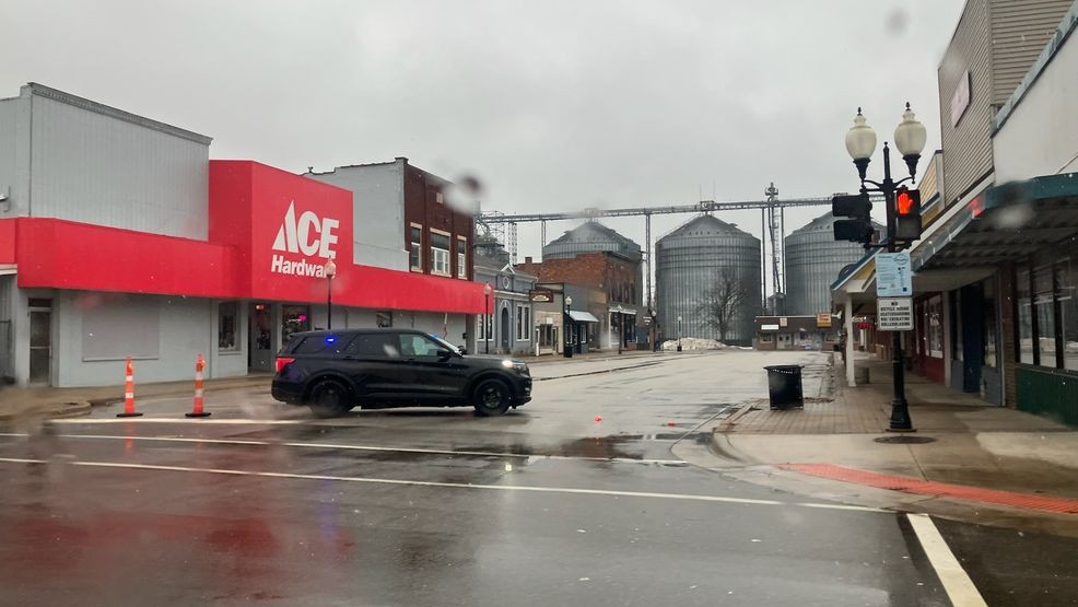 Mandatory evacuation order lifted for Decatur after grain bin fire scare