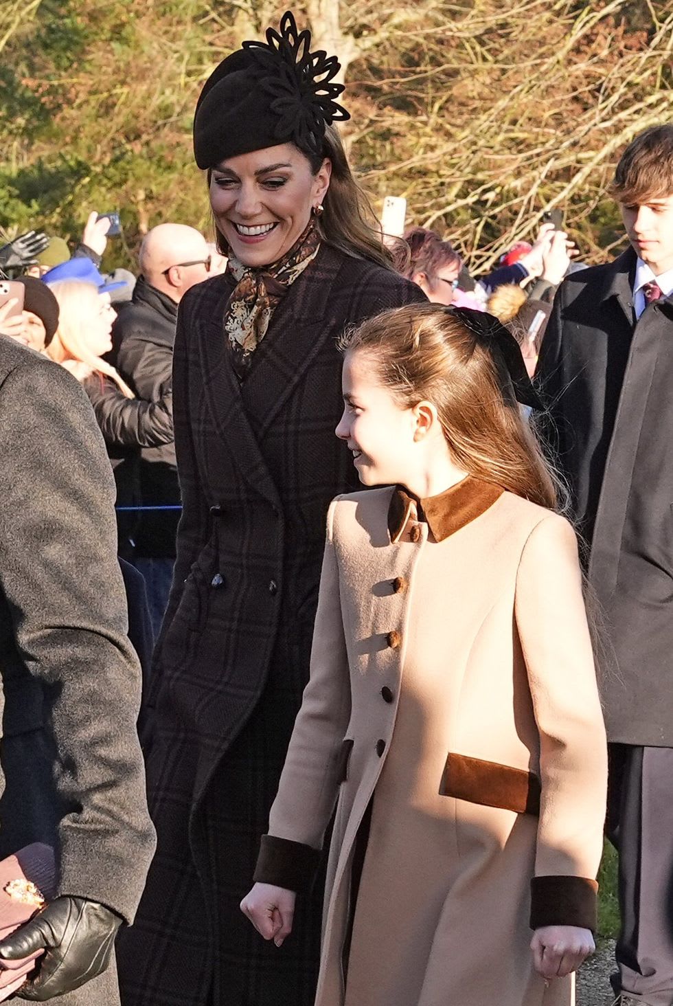 Kate praised for 'doing a fantastic job' with keeping her 'children's ...