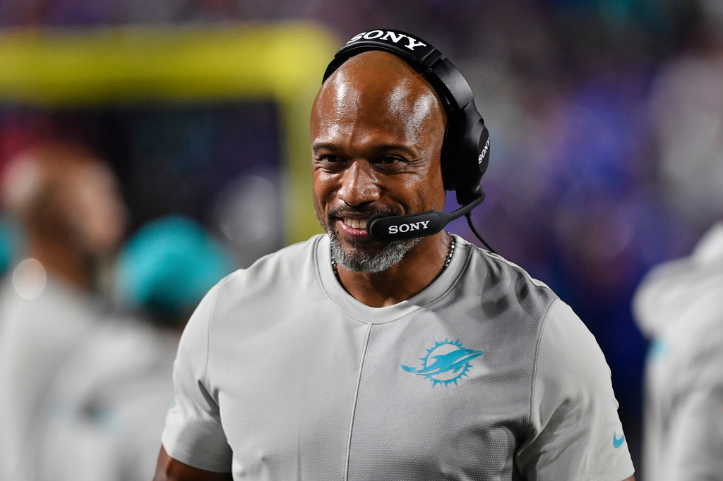 With Ryan in place, Falcons begin coach search by interviewing Dolphins ...