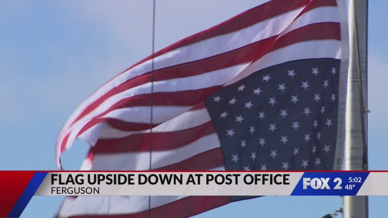 Upside down flag at Missouri post office concerns community