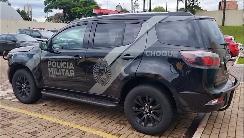 Mulher é detida e irmãos menores de idade são apreendidos com drogas em ...