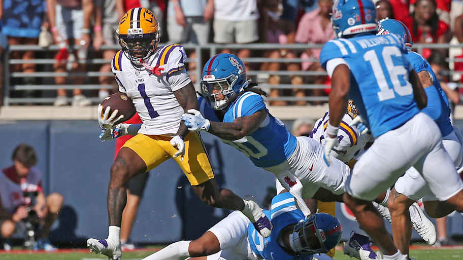 Ole Miss football starting linebacker reveals transfer destination to ...
