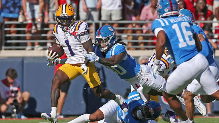 Ole Miss football starting linebacker reveals transfer destination to ...