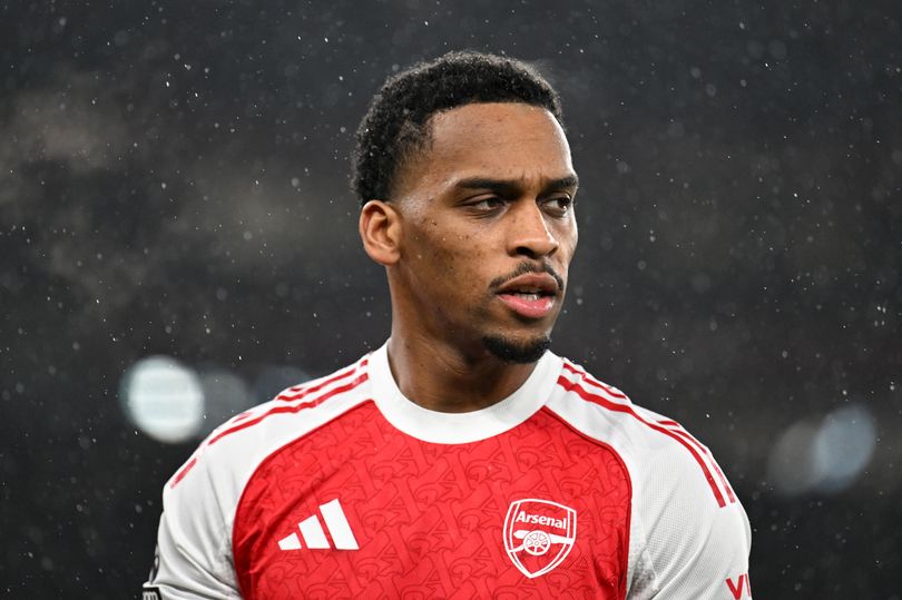 Arsenal star Jurrien Timber sends two-word message as transfer confirmed