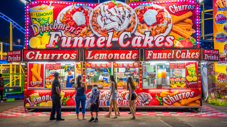 10 over-the-top fair foods everyone should try at least once