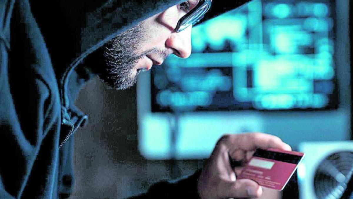 Alerta por estafas ClickFix que suplantan a Booking.com